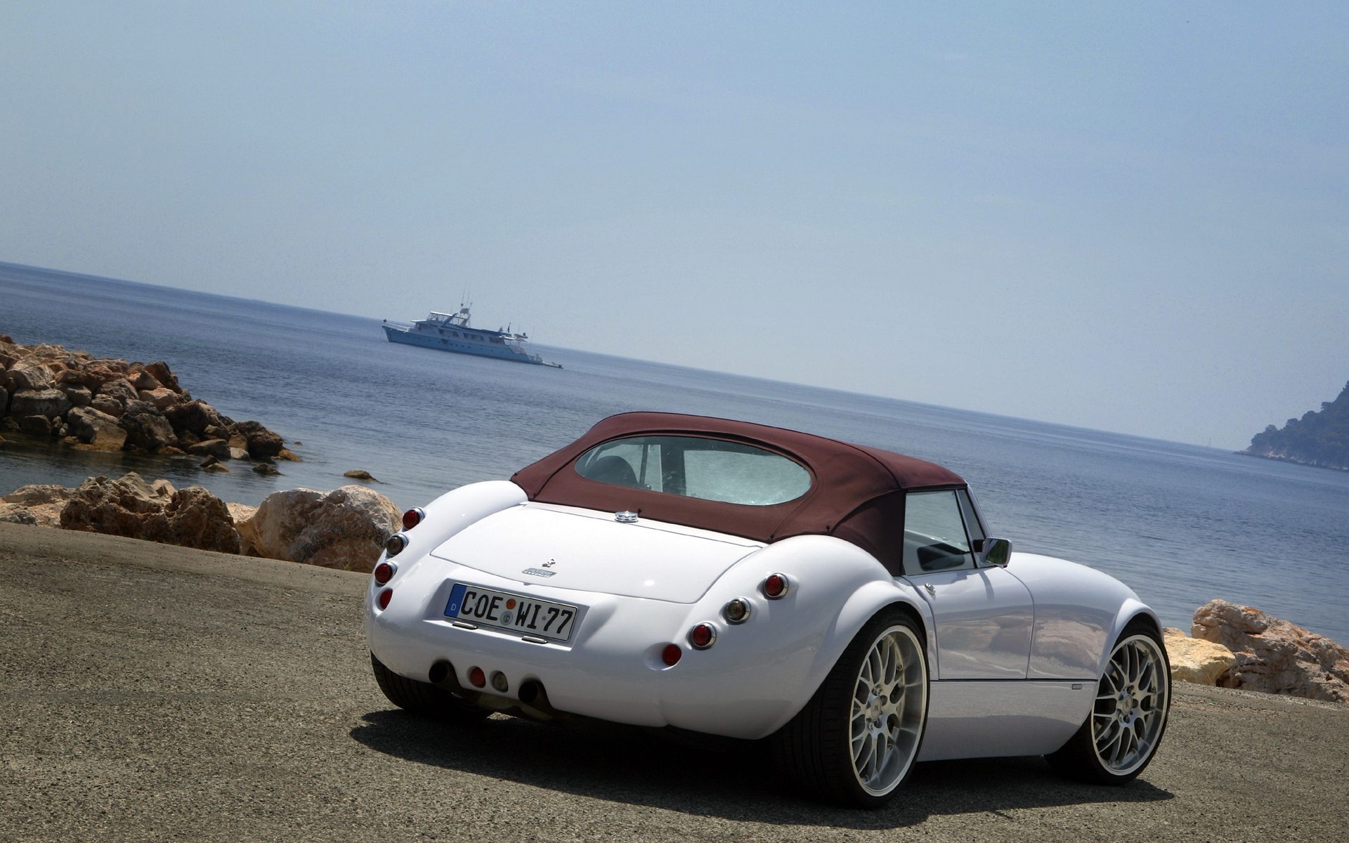 Wiesmann Roadster technical specifications and fuel economy
